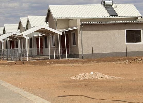 RFLAUN – Retirement Fund for Local Authorities and Utility Services in ...